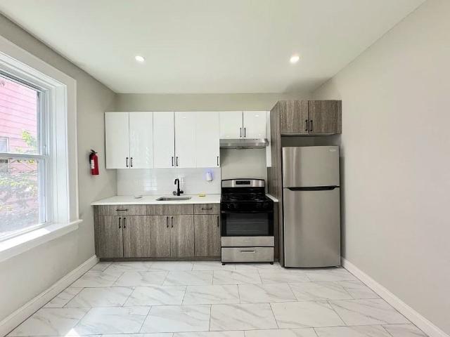 2 Bedroom Apartment for Rent at 380 North 11th Street #1,8, Newark, NJ 07107 Upper Roseville