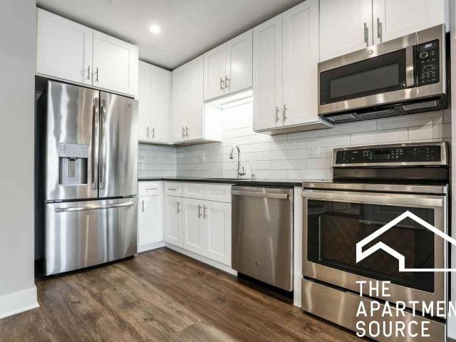 2 Bedroom Apartment for Rent at 3833 N Broadway St #219, Chicago, IL 60613 Lakeview
