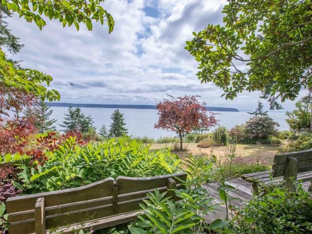 2 Bedroom Apartment for Rent at 3925 Saratoga Rd, Langley, WA 98260