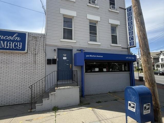 2 Bedroom Apartment for Rent at 300 Morton Ave #2, Albany, NY 12209 Delaware Avenue