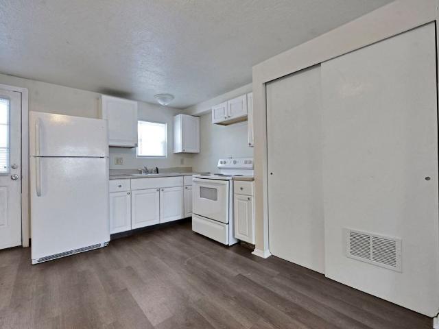 2 Bedroom Apartment for Rent at 3011 Markham Rd #3011A, Columbus, OH 43207