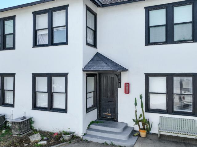 2 Bedroom Apartment for Rent at 301 311 W Leuda St, Fort Worth, Tx #301B, Fort Worth, TX 76104