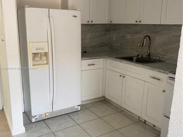 2 Bedroom Apartment for Rent at 3020 Northwest 2nd Street #2, Pompano Beach, FL 33069 Collier City