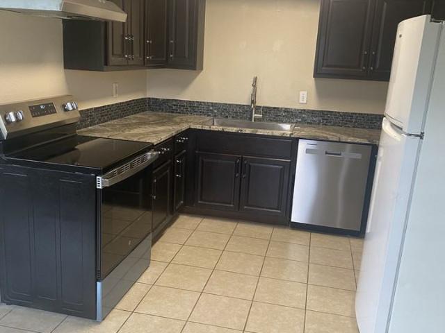 2 Bedroom Apartment for Rent at 3024 Tudor Ln #102, Irving, TX 75060 Lamar Brown