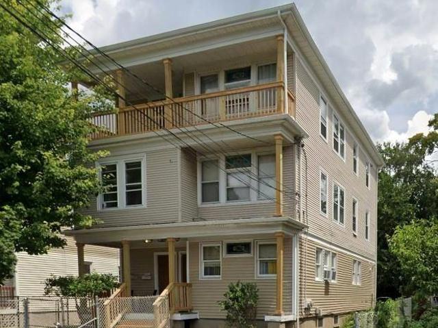 2 Bedroom Apartment for Rent at 304 Webster Ave, Cranston, RI 02920