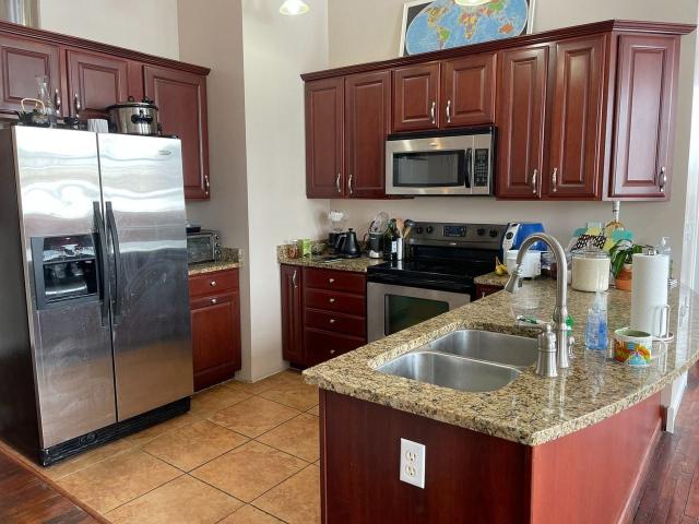 2 Bedroom Apartment for Rent at 305 S Lincoln St #B, Bloomington, IN 47401 Elm Heights