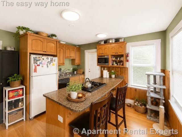 2 Bedroom Apartment for Rent at 30 Hume Ave #1, Medford, MA 02155 South Medford