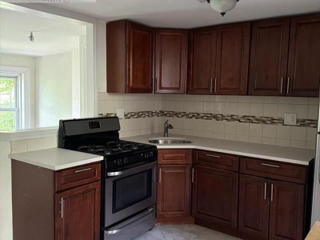 2 Bedroom Apartment for Rent at 313 Macon Street #04, New York, NY 11216 Bedford Stuyvesant