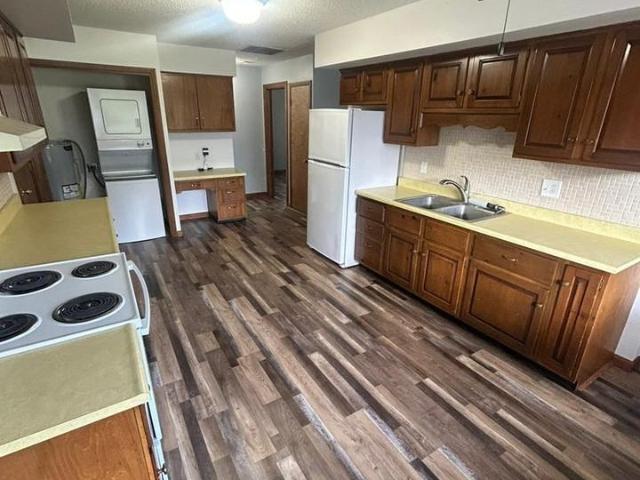 2 Bedroom Apartment for Rent at 31497 Burt St, Chenoa, IL 61726