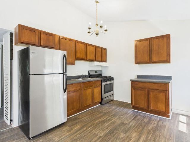 2 Bedroom Apartment for Rent at 3202 Midlothian Tpke #3204N, Richmond, VA 23224 Swansboro West