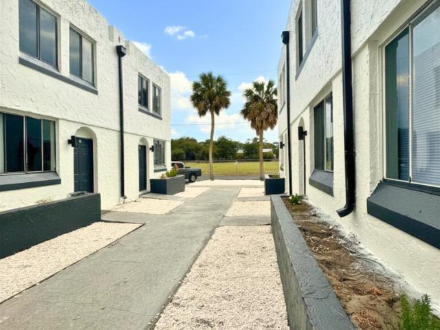 2 Bedroom Apartment for Rent at 3245 Bourbon Aly W, Jacksonville, FL 32277 Arlington Manor