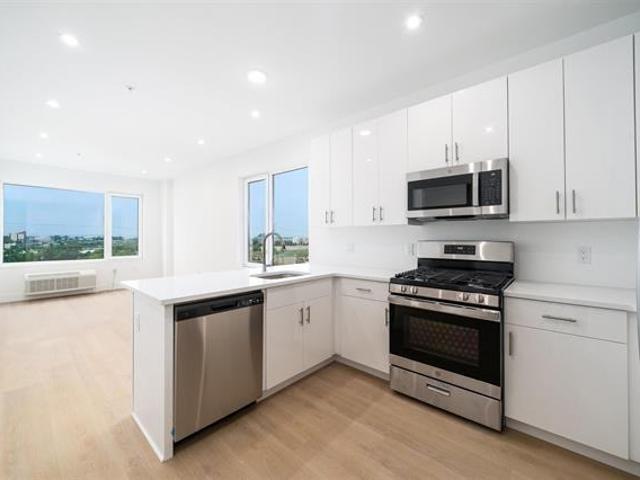 2 Bedroom Apartment for Rent at 3309 Liberty Avenue #301, North Bergen, NJ 07047