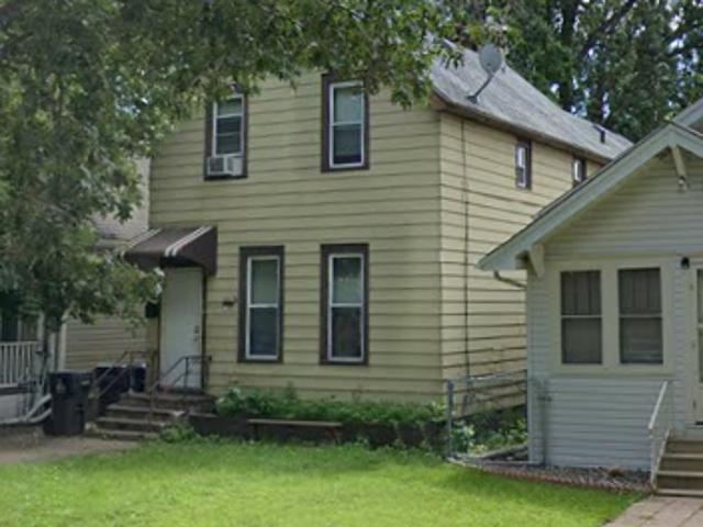 2 Bedroom Apartment for Rent at 336 Edmund Ave #1, St. Paul, MN 55103 South Frogtown