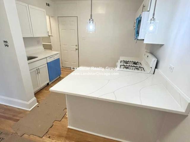 2 Bedroom Apartment for Rent at 4418 North Whipple Street #3, Chicago, IL 60625 Albany Park