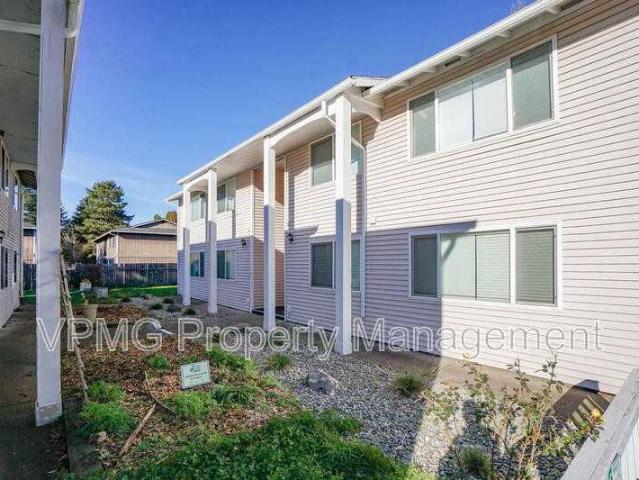 2 Bedroom Apartment for Rent at 4420 Gibbons St #B, Vancouver, WA 98661 Bagley Downs