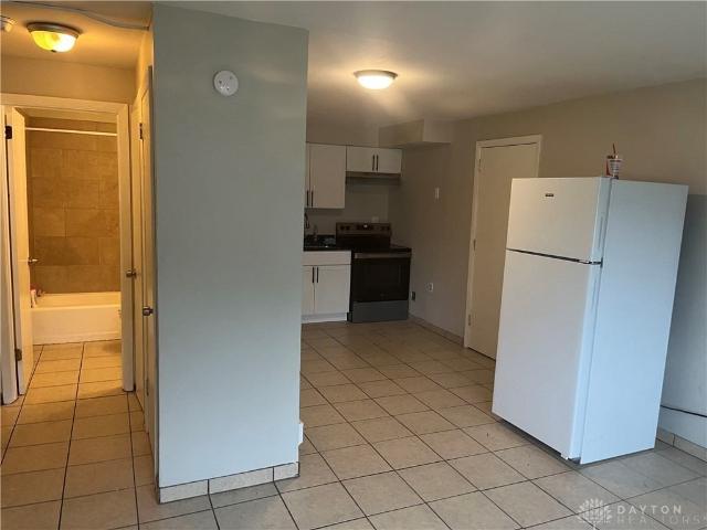 2 Bedroom Apartment for Rent at 445 Hunter Ave #2, Dayton, OH 45404 McCook Field