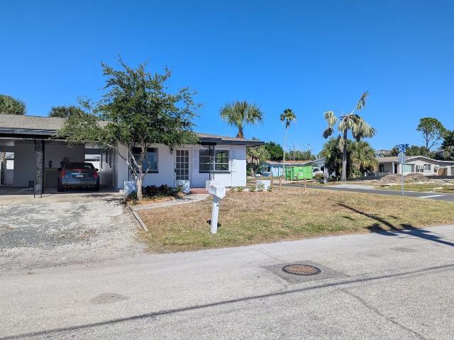 2 Bedroom Apartment for Rent at 4525 29th Ave S #4525, St. Petersburg, FL 33711 Bayview