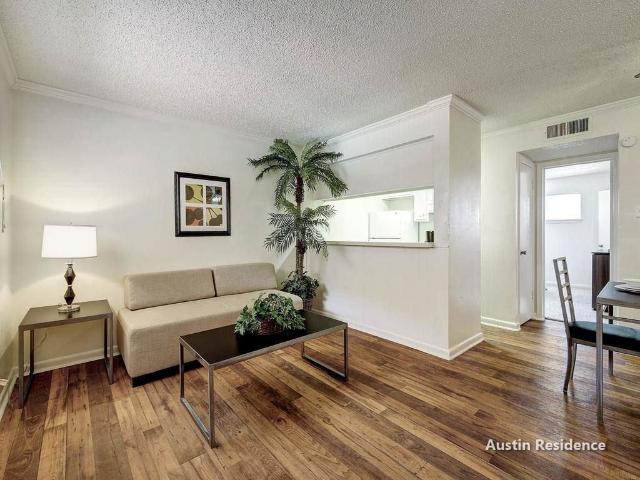 2 Bedroom Apartment for Rent at 4553 Guadalupe Street #2BR, Austin, TX 78751 Hyde Park