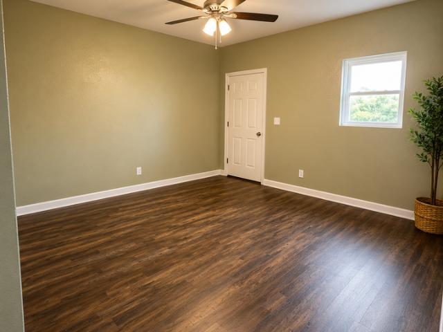 2 Bedroom Apartment for Rent at 4607 Highland Ave #2, Chattanooga, TN 37410 Piney Woods