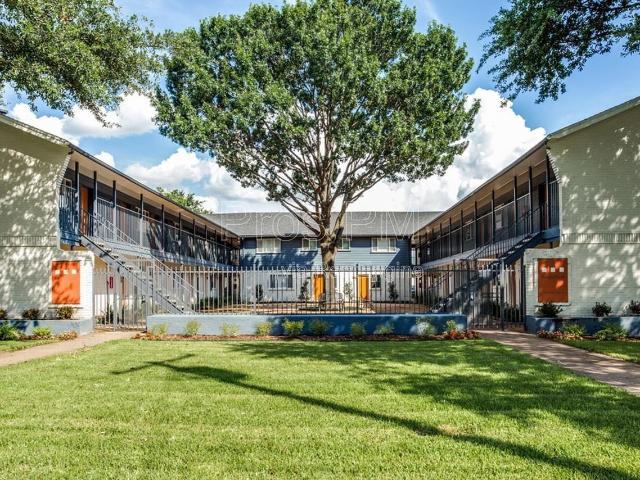 2 Bedroom Apartment for Rent at 4618 Reiger Ave #206, Dallas, TX 75246 Peak's