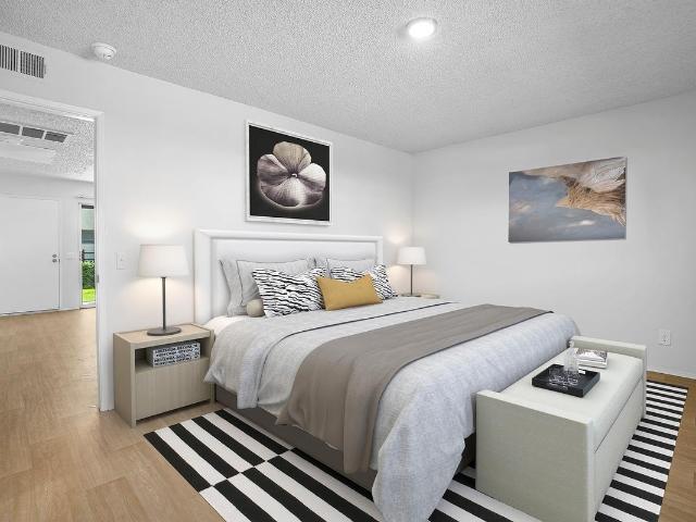 2 Bedroom Apartment for Rent at 466 W Washington Ave, El Cajon, CA 92020 El Cajon