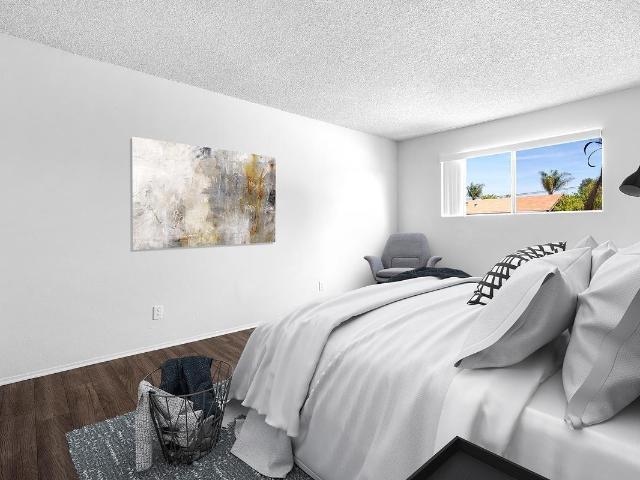 2 Bedroom Apartment for Rent at 466 W Washington Ave, El Cajon, CA 92020 El Cajon
