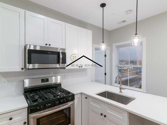 2 Bedroom Apartment for Rent at 477 Meridian St #2, Boston, MA 02128 Eagle Hill