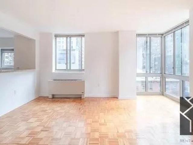 2 Bedroom Apartment for Rent at 475 9th Ave #18L, New York, NY 10018 Hell's Kitchen