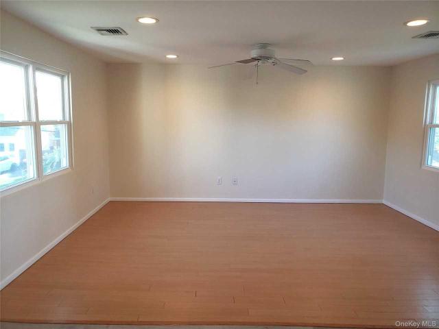 2 Bedroom Apartment for Rent at 478 Old Farmingdale Rd #B, Babylon, NY 11704 Babylon