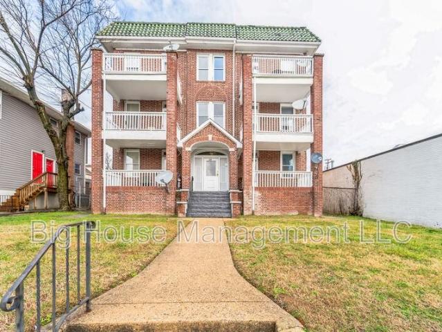 2 Bedroom Apartment for Rent at 4806 Liberty Heights Ave #4, Baltimore, MD 21207 Howard Park