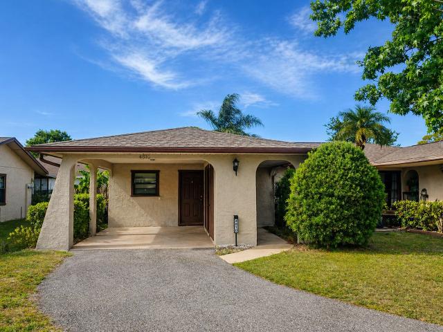 2 Bedroom Apartment for Rent at 4810 Ho Wil Ln, Bayshore Gardens, FL 34207 Oneco