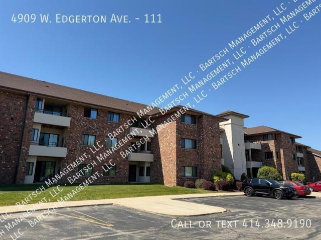 2 Bedroom Apartment for Rent at 4909 W Edgerton Ave #111, Greenfield, WI 53220