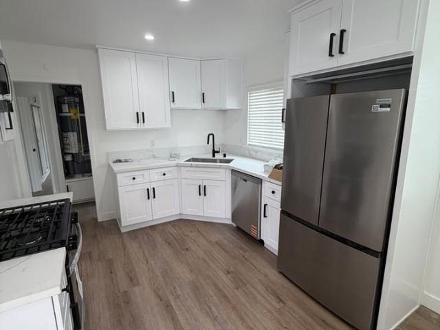 2 Bedroom Apartment for Rent at 4913 Cahuenga Blvd, Los Angeles, CA 91601 Mid Town North Hollywood
