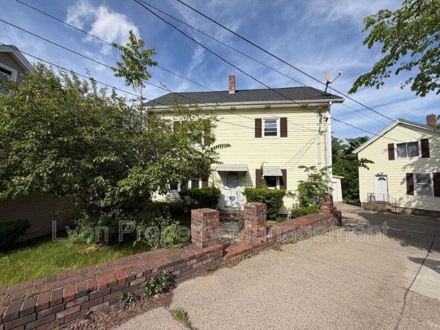 2 Bedroom Apartment for Rent at 403 Broad St #1stFL, Cumberland, RI 02864