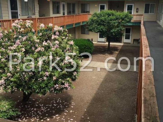 2 Bedroom Apartment for Rent at 4002 S Warner St #07, Tacoma, WA 98409 South Tacoma