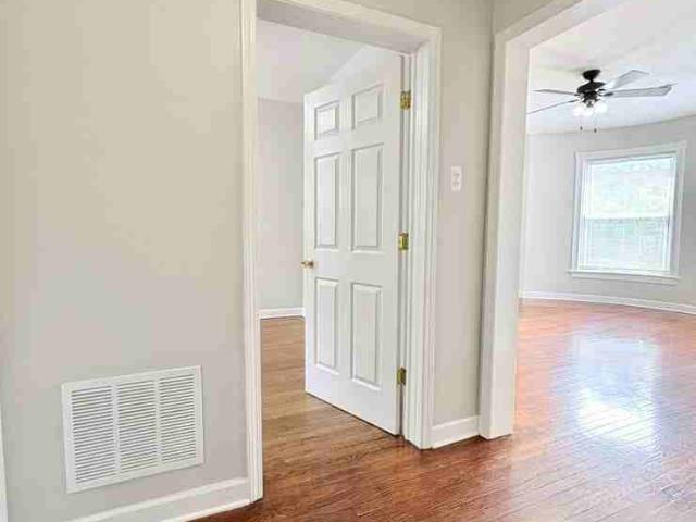 2 Bedroom Apartment for Rent at 4015 S Calumet Ave #1S, Chicago, IL 60653 Grand Boulevard