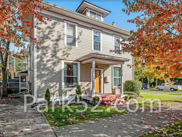 2 Bedroom Apartment for Rent at 401 N M St #C, Tacoma, WA 98403 North End