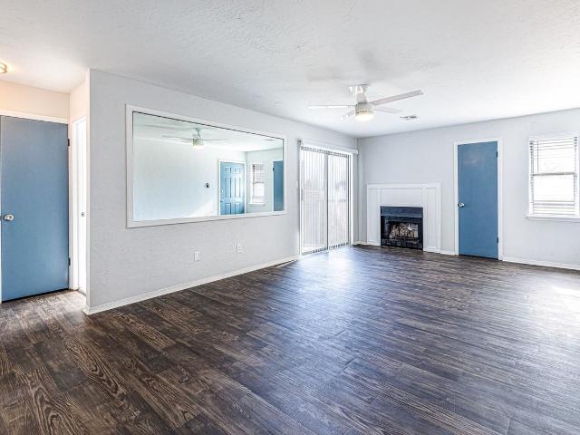 2 Bedroom Apartment for Rent at 4038 Nw Ozmun Ave #4038D, Lawton, OK 73505