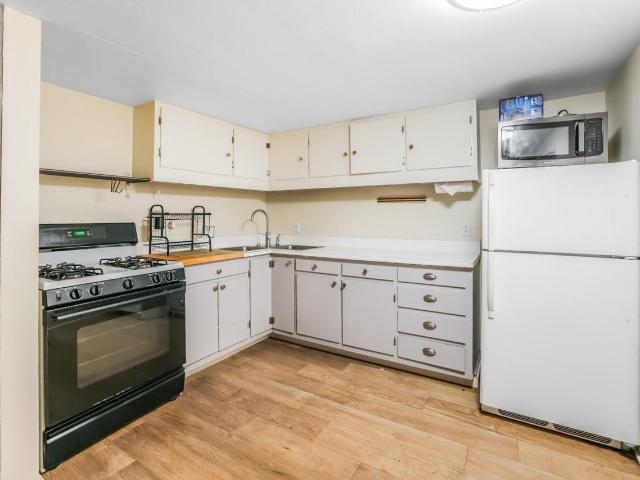2 Bedroom Apartment for Rent at 4079 17th St, San Francisco, CA 94114 Corona Heights
