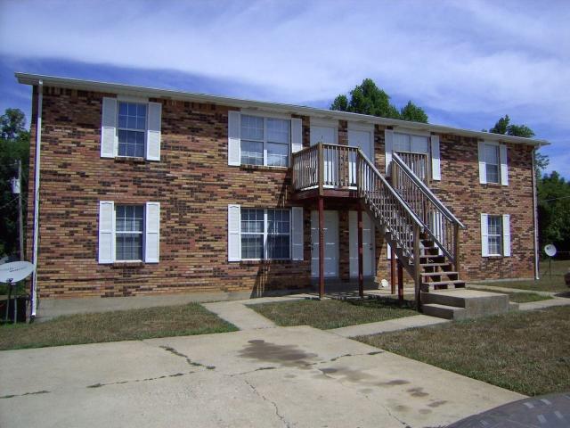 2 Bedroom Apartment for Rent at 409 Shelby Ave #4, Radcliff, KY 40160