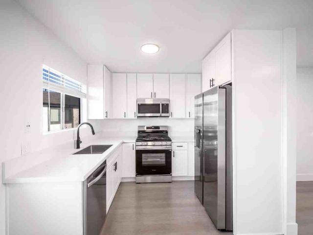 2 Bedroom Apartment for Rent at 4122 Bannock Ave, San Diego, CA 92117 North Clairemont