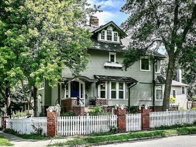 2 Bedroom Apartment for Rent at 4124 Davenport St, Omaha, NE 68131 Joslyn Castle