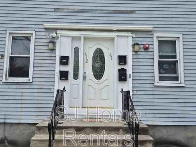 2 Bedroom Apartment for Rent at 414 Powell St, Gloucester City, NJ 08030