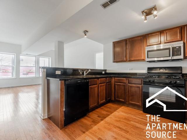 2 Bedroom Apartment for Rent at 4217 W Irving Park Rd #2A, Chicago, IL 60641 Irving Park