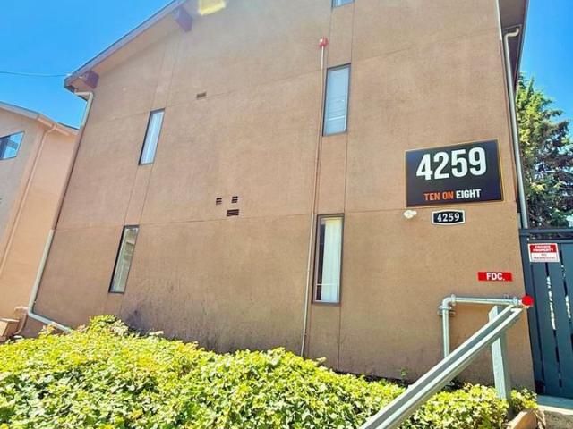 2 Bedroom Apartment for Rent at 4259 8th Ave Ne #3, Seattle, WA 98105 University District