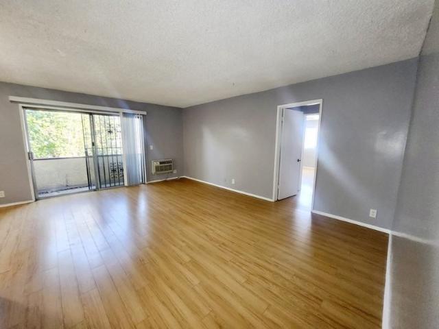 2 Bedroom Apartment for Rent at 425 N Hobart Blvd, Los Angeles, CA 90004 Wilshire Center Koreatown