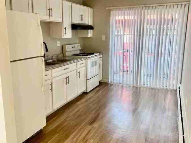 2 Bedroom Apartment for Rent at 4260 W 70th Pl #4, Westminster, CO 80030 South Westminster