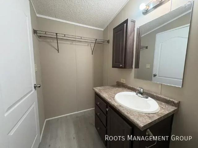 2 Bedroom Apartment for Rent at 4309 Old Liberty Pl Trlr 68 #68, Greensboro, NC 27406
