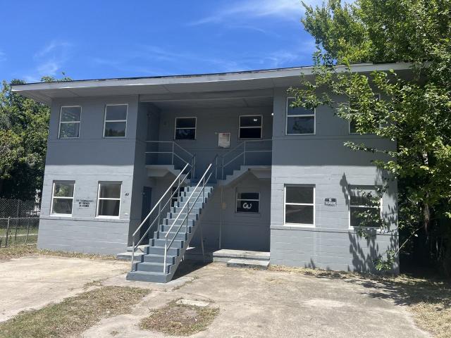 2 Bedroom Apartment for Rent at 543 Division St #1, Daytona Beach, FL 32114