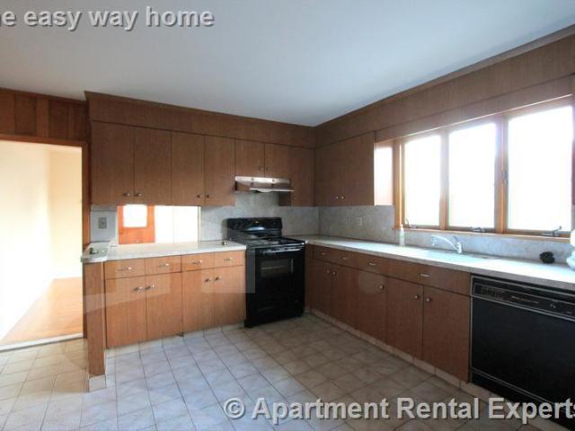 2 Bedroom Apartment for Rent at 540 Main St #2, Medford, MA 02155 South Medford